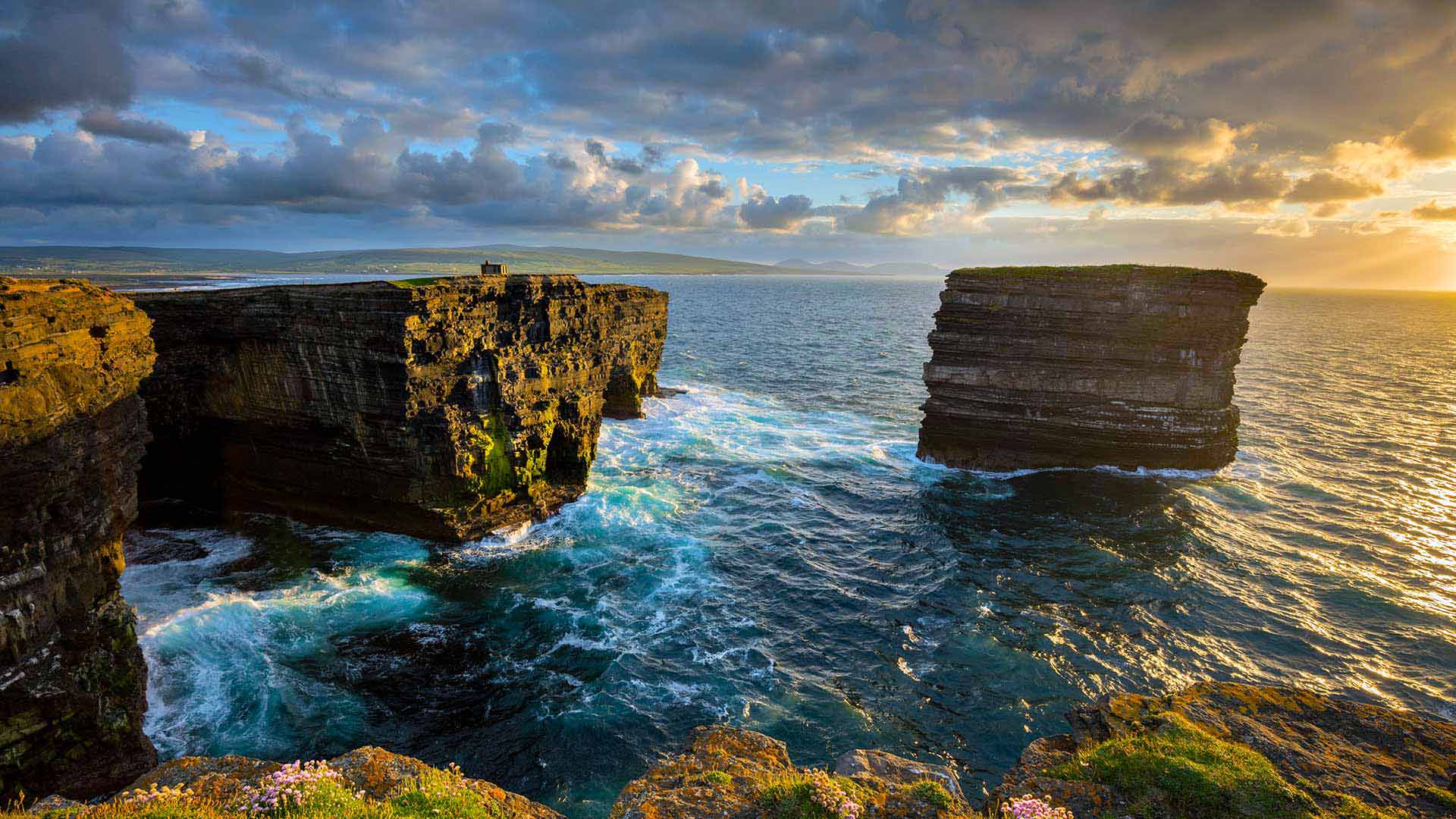 Islands and Beaches in Mayo | 4* GN Hotel Ballina